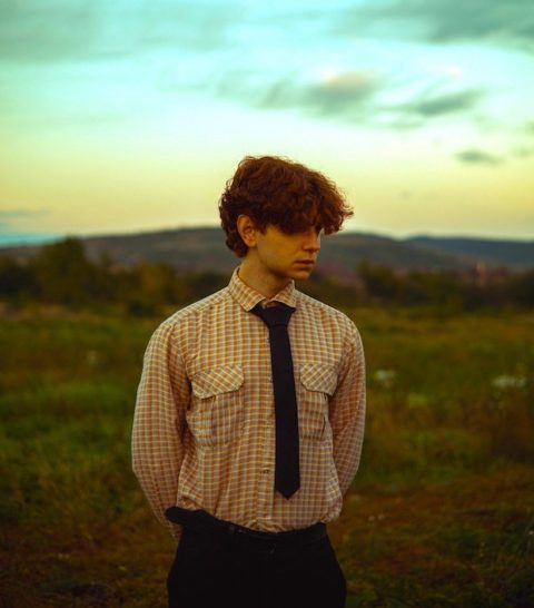 The Simplest Way to Climb the Corporate Ladder in Record Time | Tim Denning